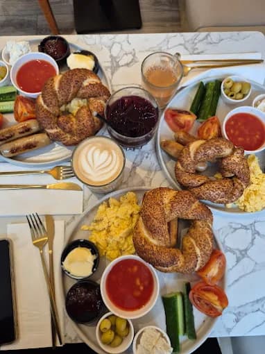 Nur Cafe | Best Cafe Manchester | Breakfast Lunch